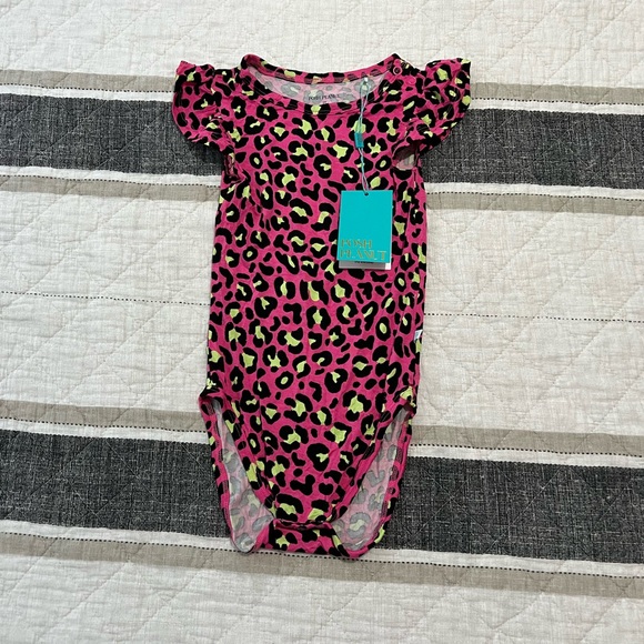Posh Peanut | One Pieces | Pink Leopard Print Onesie | Poshmark